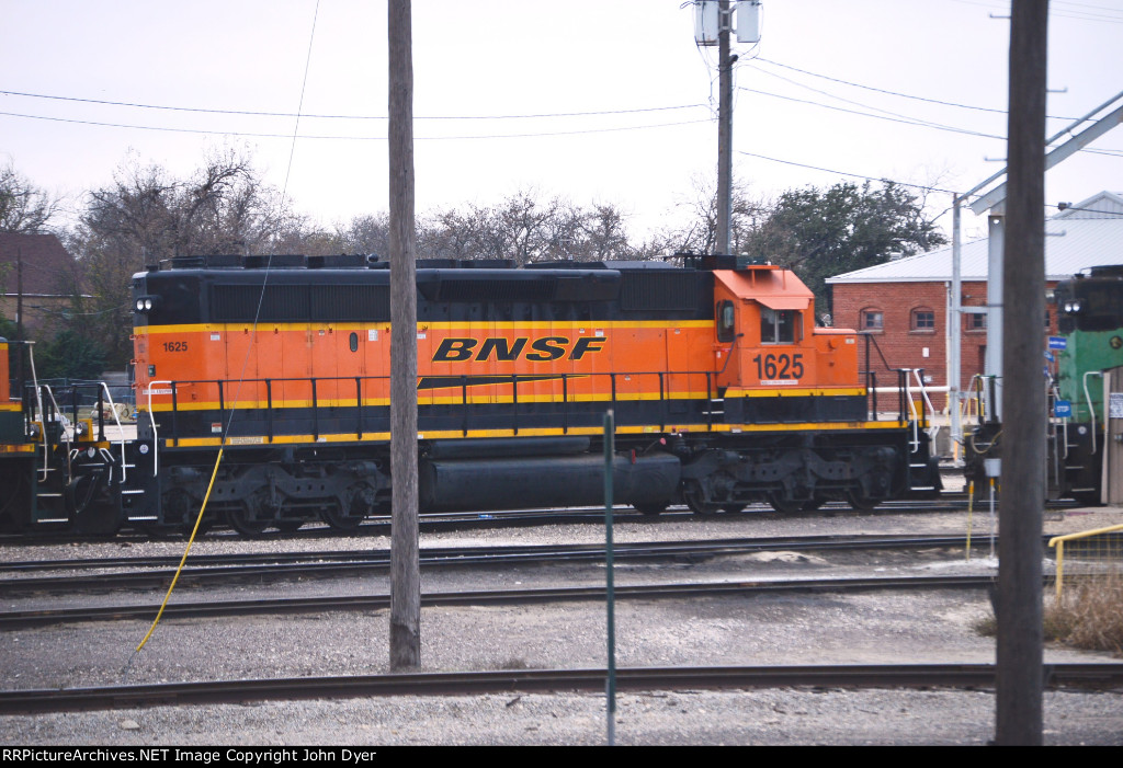 BNSF 1625